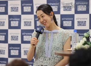 浅田真央がエアウィーヴのトークに出演、「Everlasting33」やMAO RINKを語る | WFS-Web ワールド・フィギュアスケートWeb